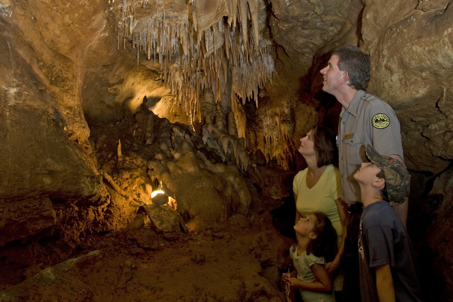 Cosmic Cavern | Guided Cave Tours | Northwest Arkansas